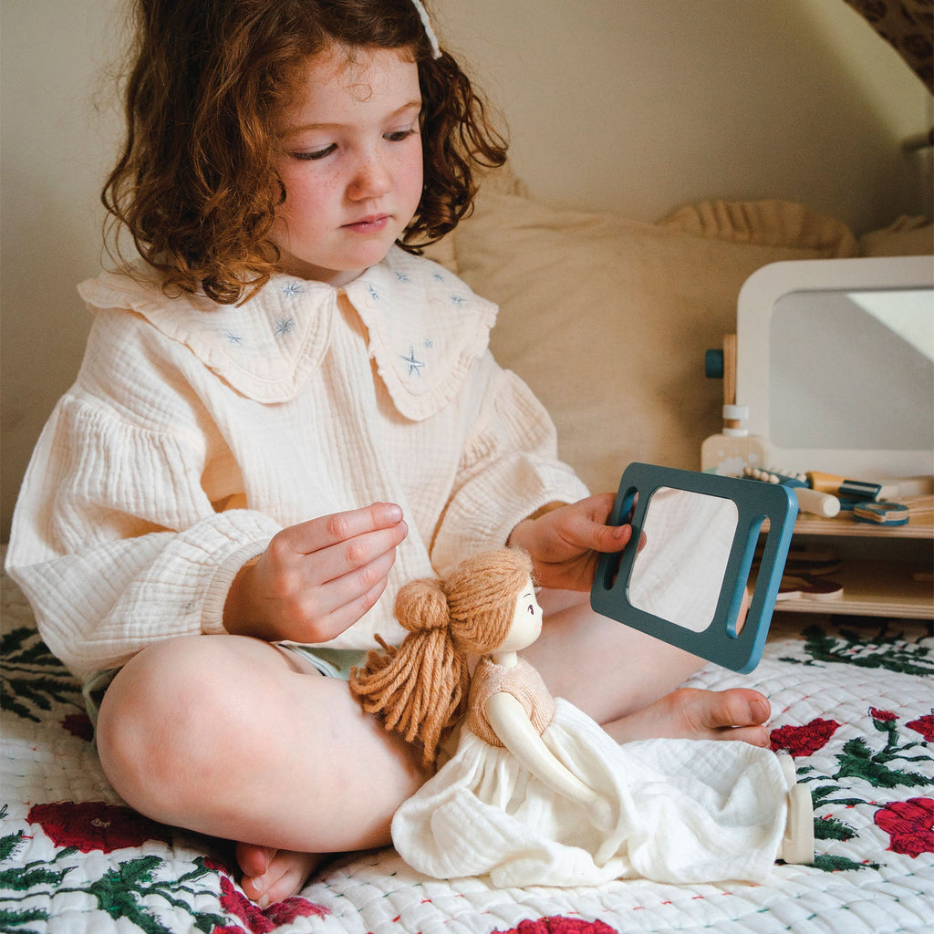 Professional & Daily Life – Tender Leaf