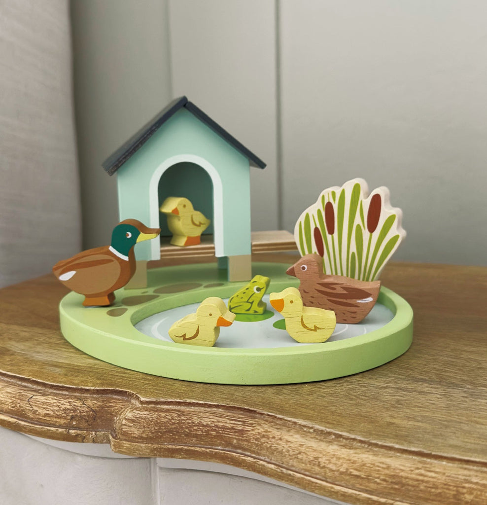 Desk Companions – Tender Leaf